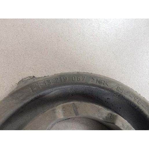 Прокладка (проставка) передней пружины Opel Insignia 2008-2013 13219067