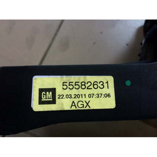 Кулиса переключения передач Опель Мерива Opel Meriva B 55582631